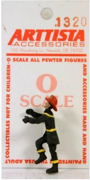 arttista 1315 firefighter with hose, O scale