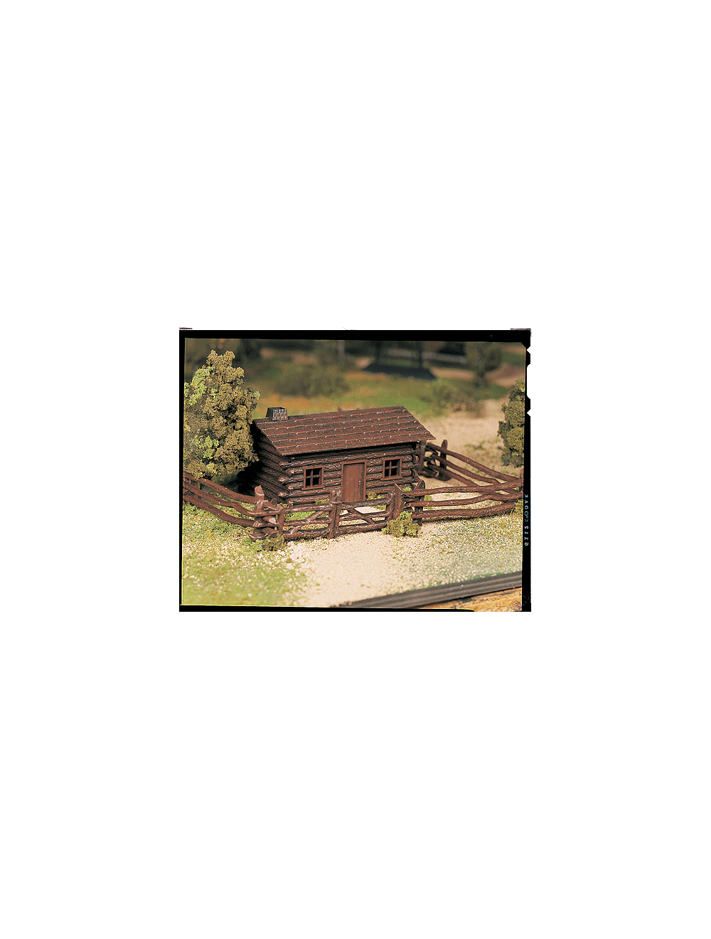 bachmann 45982 log cabin w/fence o scale
