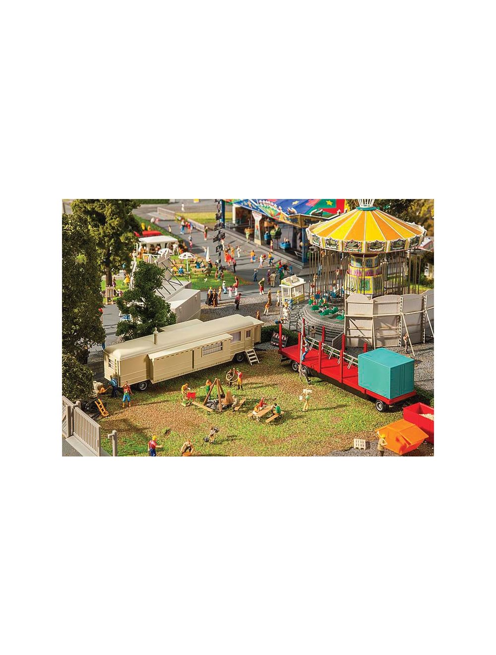 Faller 140480 Funfair/Circus/Carnival Trailers