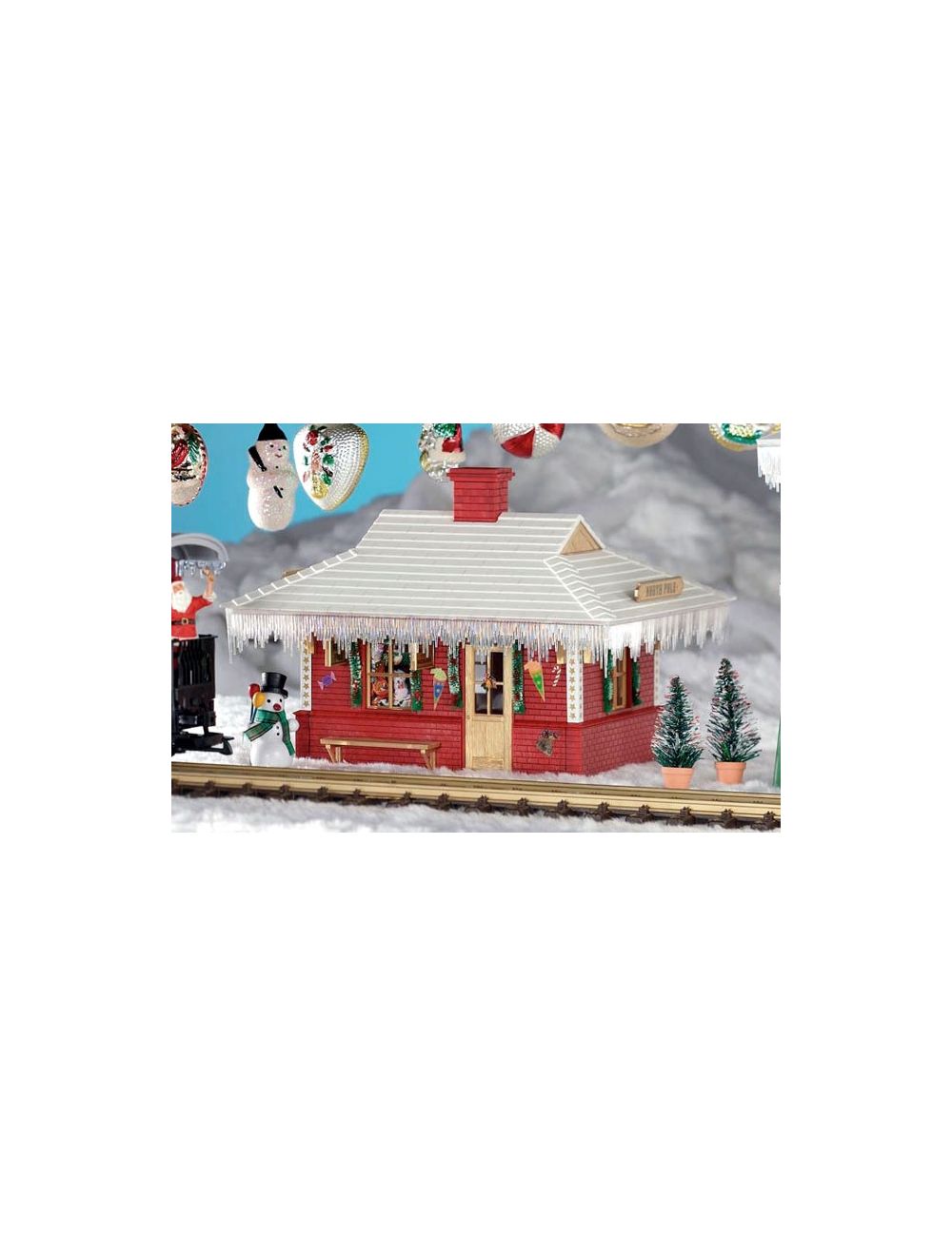 piko 62665 north pole station built up