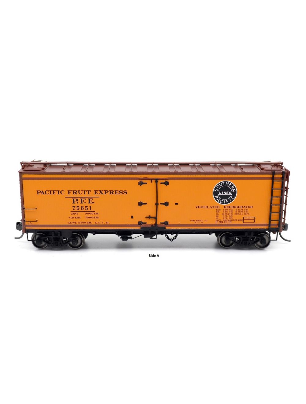 intermountain 47402 PFE DBL STRIPE REEFER CAR