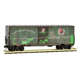 micro-trains 02444400 np weathered boxcar
