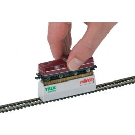 trix 66623 loco wheel cleaning brush